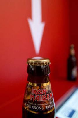 Na AC/DC nu ook Iron Maiden bier: nu ook online te koop | biernet.nl