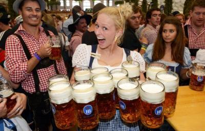 Bierprijs Oktoberfest abnormaal hoog | biernet.nl