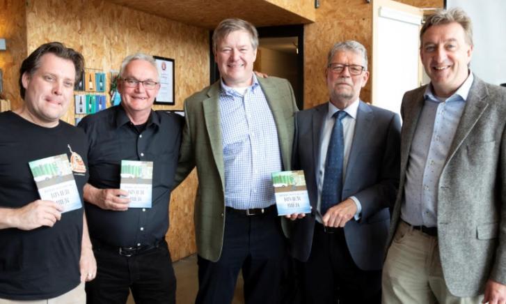 Boek: Rivier van Bier | Henri Reuchlin | biernet.nl