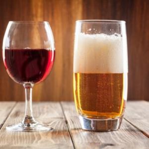 Bier in een wijnglas is niet slecht | biernet.nl